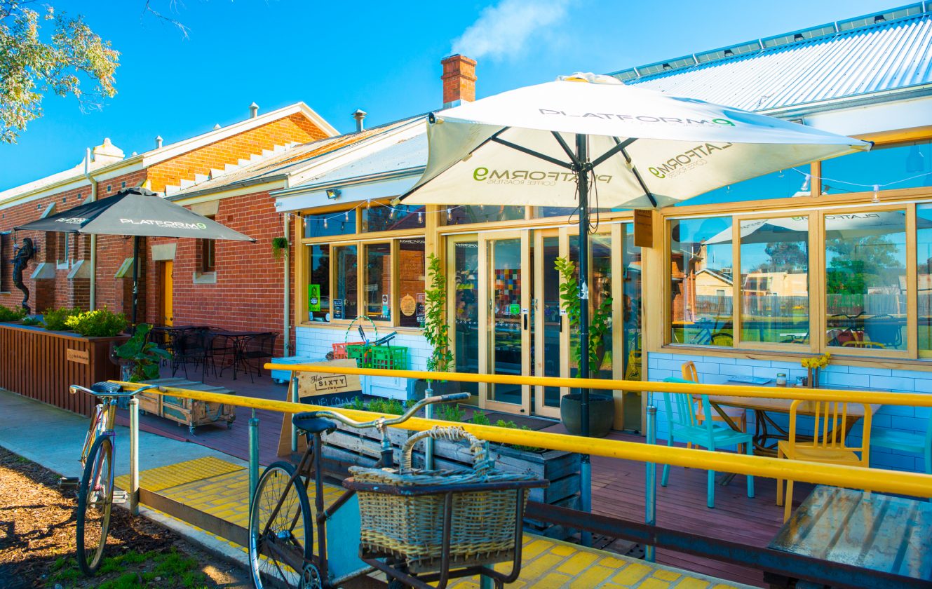 Posh Plonk Ramps up Offering in Historic Town | Border Cafe